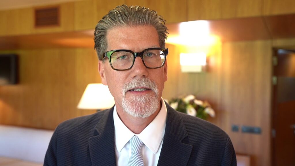 How does one become a CCO? Brian Lott's origin story. - Arthur W. Page ...